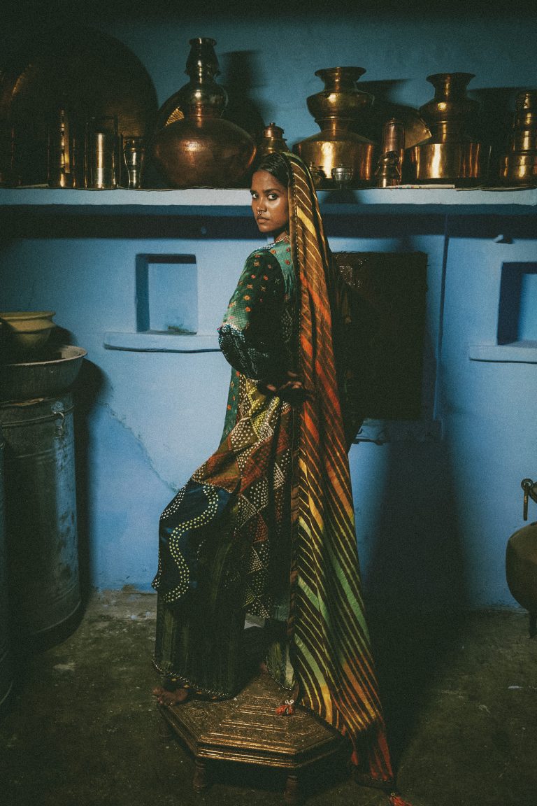 SUNIRA DESIGNS – Feat